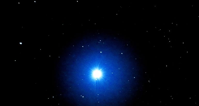 Stella Vega: qué es, dónde está y cómo verla - Online Star Register