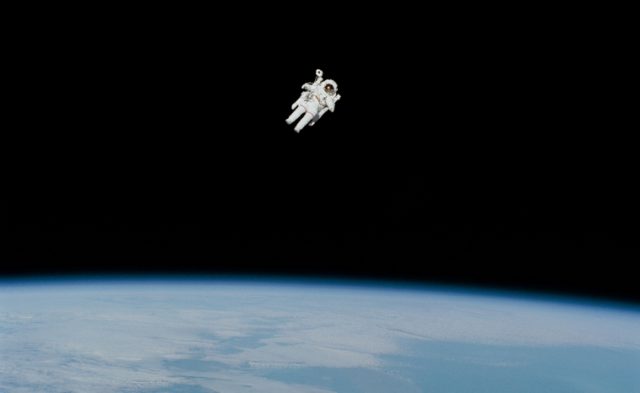 How Does Gravity Shape Our Universe? - Online Star Register