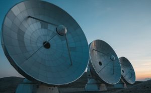 Radio Telescopes: What Are They and How Do They Work? - Online Star ...